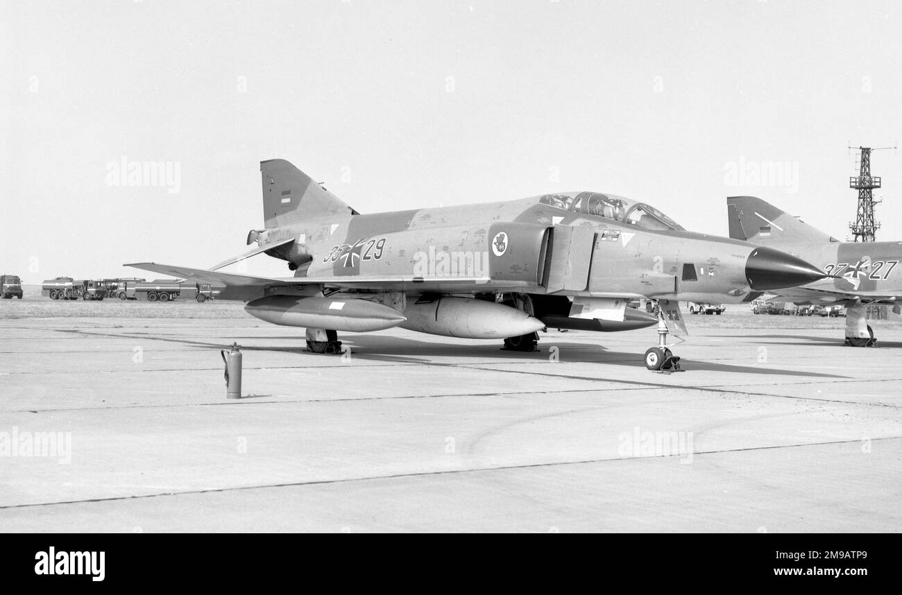 Luftwaffe - McDonnell Douglas RF-4E Phantom II 35+29, of ...