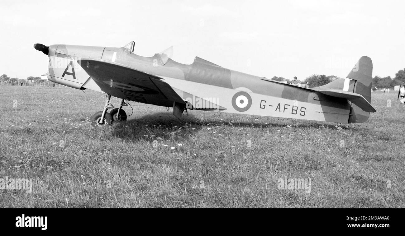 Miles M.14A Hawk Trainer Mk.III G-AFBS 'A' (msn 539, impressed as BB661 ...
