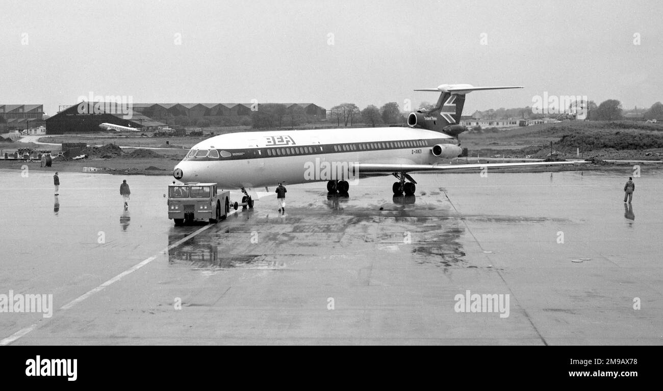 Hawker Siddeley HS.121 Trident 3B G-AWZI (msn 2310), of British ...