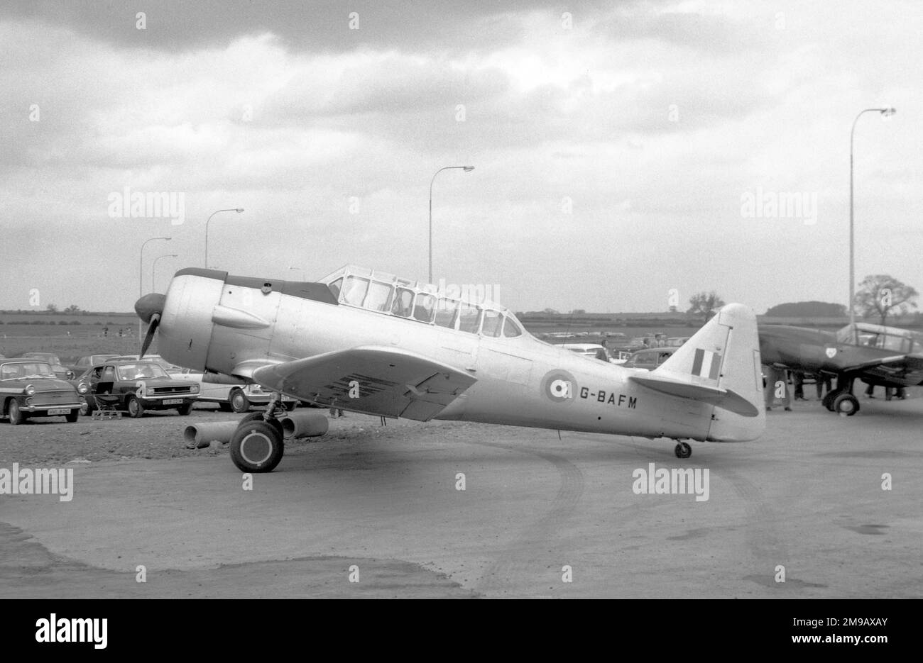 Harvard aeroplane aircraft plane Black and White Stock Photos & Images ...