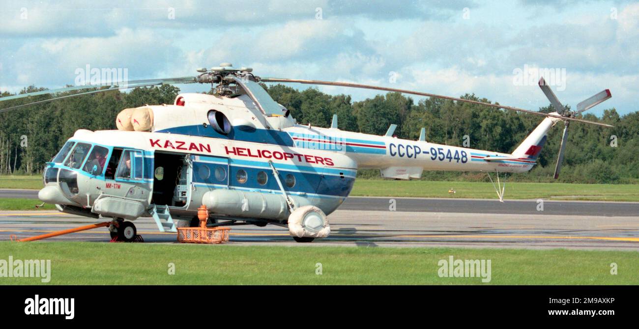 Mi 17m hi-res stock photography and images - Alamy