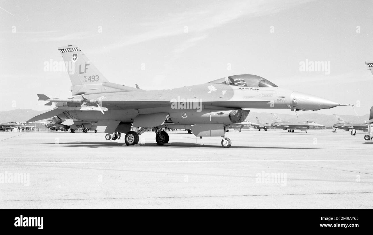 United States Air Force - General Dynamics F-16C Block 42C Fighting ...