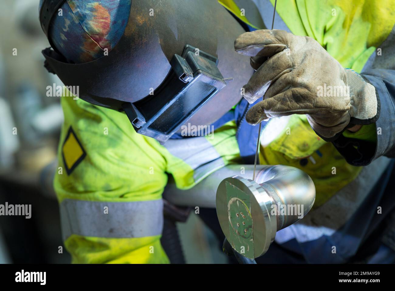 Active gas hi-res stock photography and images - Alamy