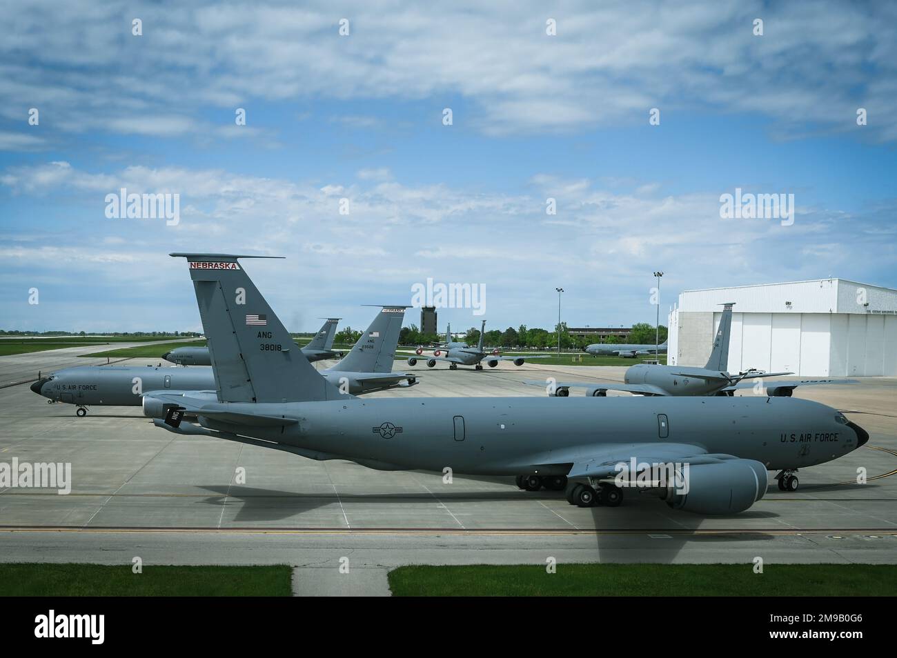The 155th Air Refueling Wing's KC-135R Stratotanker's practice taxiing ...
