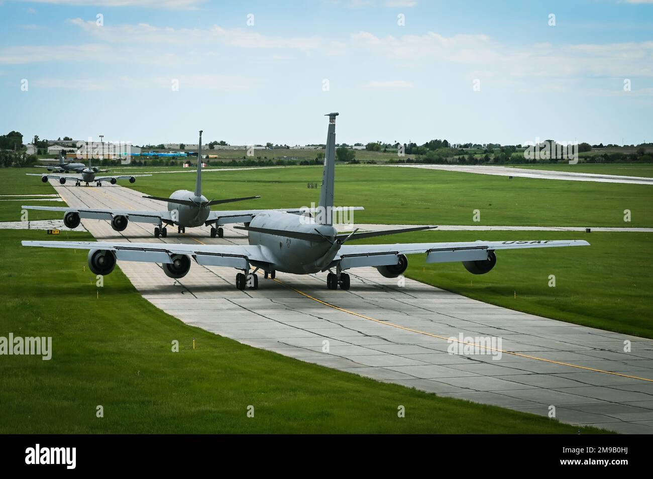155th arw hi-res stock photography and images - Alamy