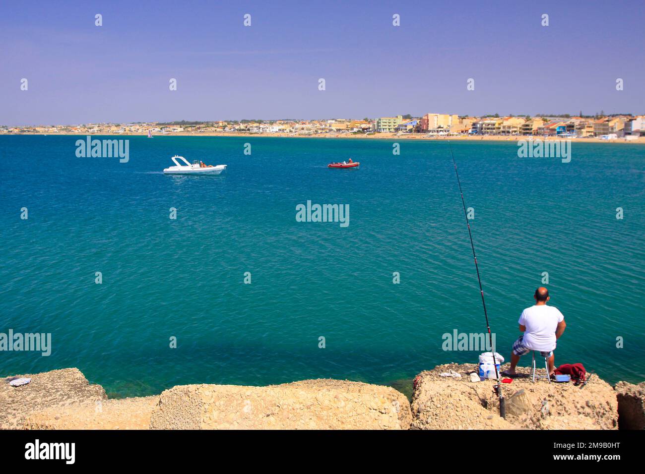Harbour scoglitti sicily italy hi-res stock photography and images - Alamy