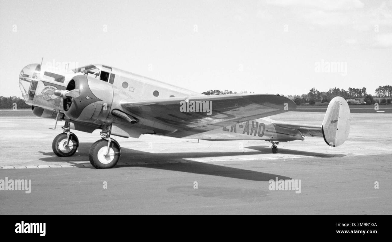 Beechcraft AT-11 Kansan ZK-AHO (msn 3691, ex 42-37208), of Aerial ...
