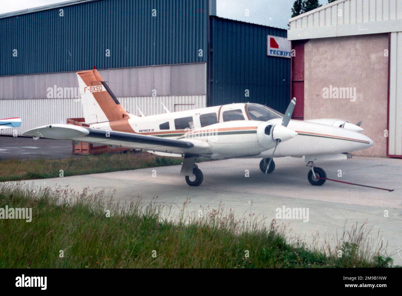 Piper seneca ii hi-res stock photography and images - Alamy