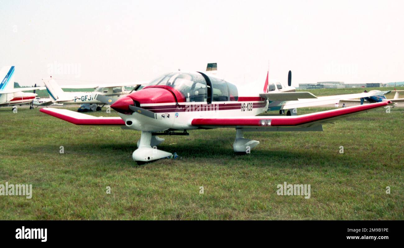 Robin 400 hi-res stock photography and images - Alamy