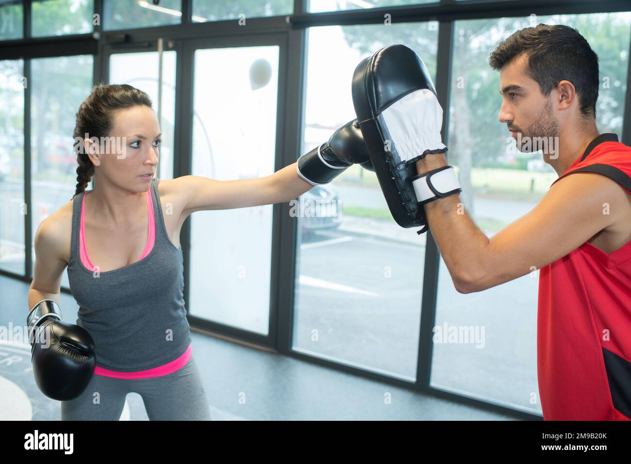 Woman boxing punches hi-res stock photography and images - Alamy
