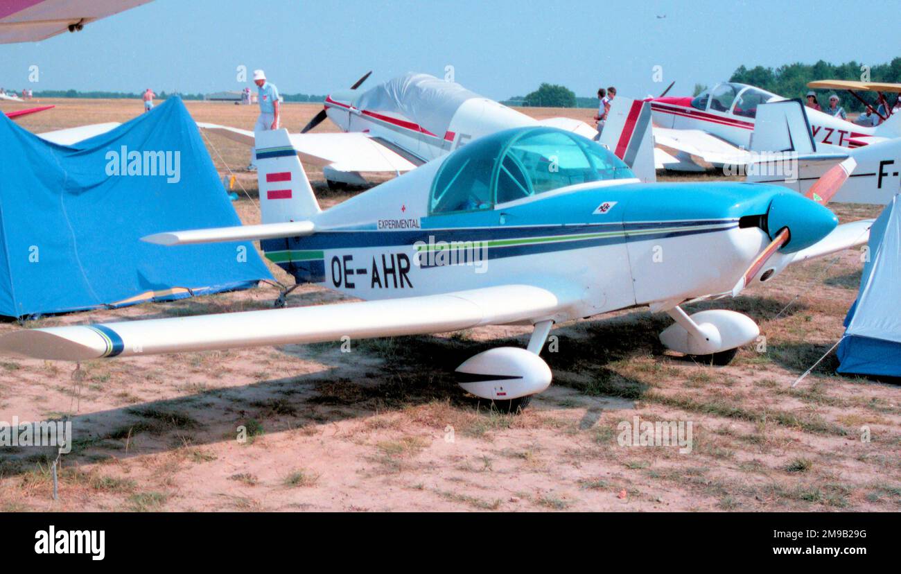 Rand robinson hi-res stock photography and images - Alamy