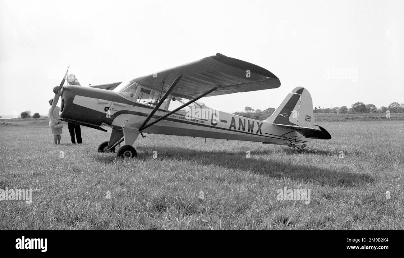 3131 Black and White Stock Photos & Images - Alamy