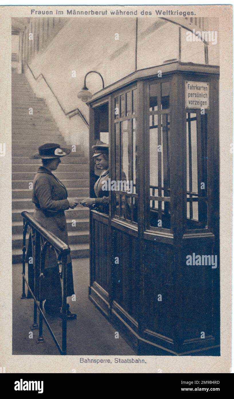 Ticket booth hi-res stock photography and images - Alamy