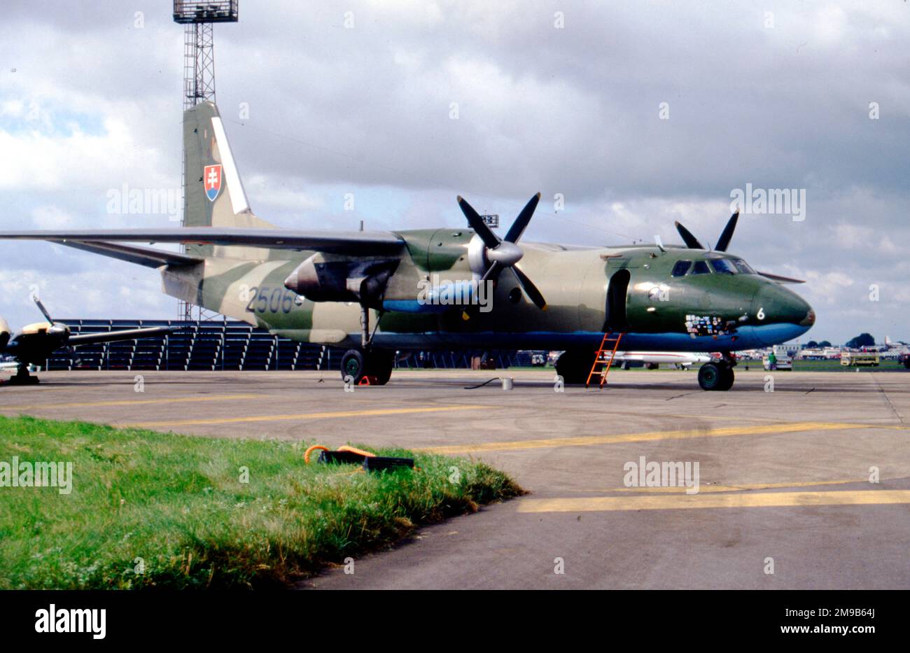 Antonov an hi-res stock photography and images - Alamy