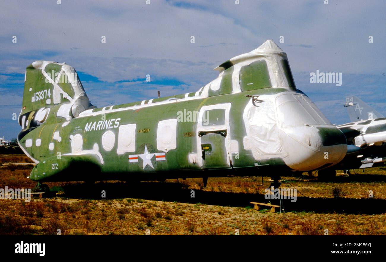 United States Marine Corps - Boeing Vertol CH-46D Sea Knight 153374 ...
