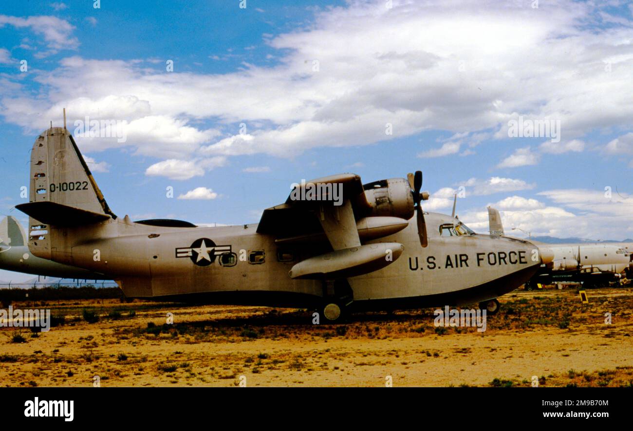 Albatros grumman hi-res stock photography and images - Alamy