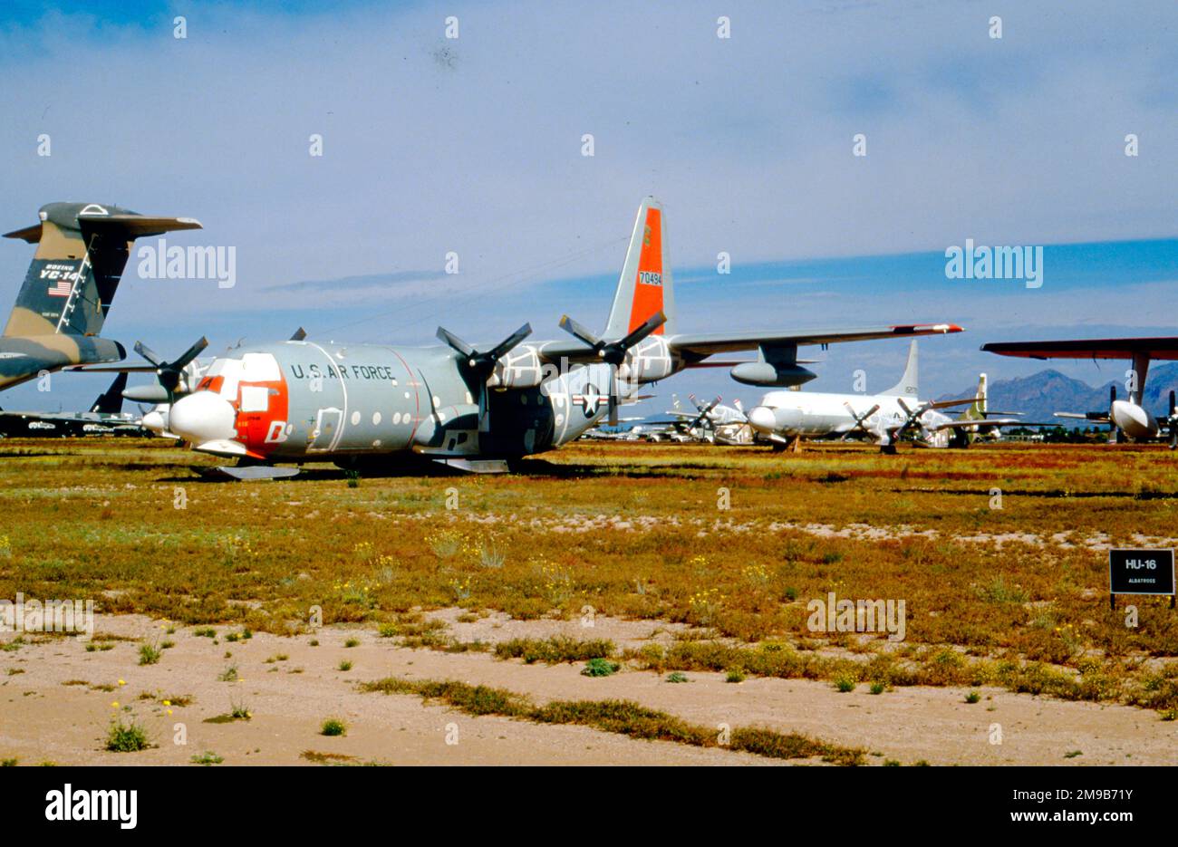 Lockheed c 130d hercules hi-res stock photography and images - Alamy