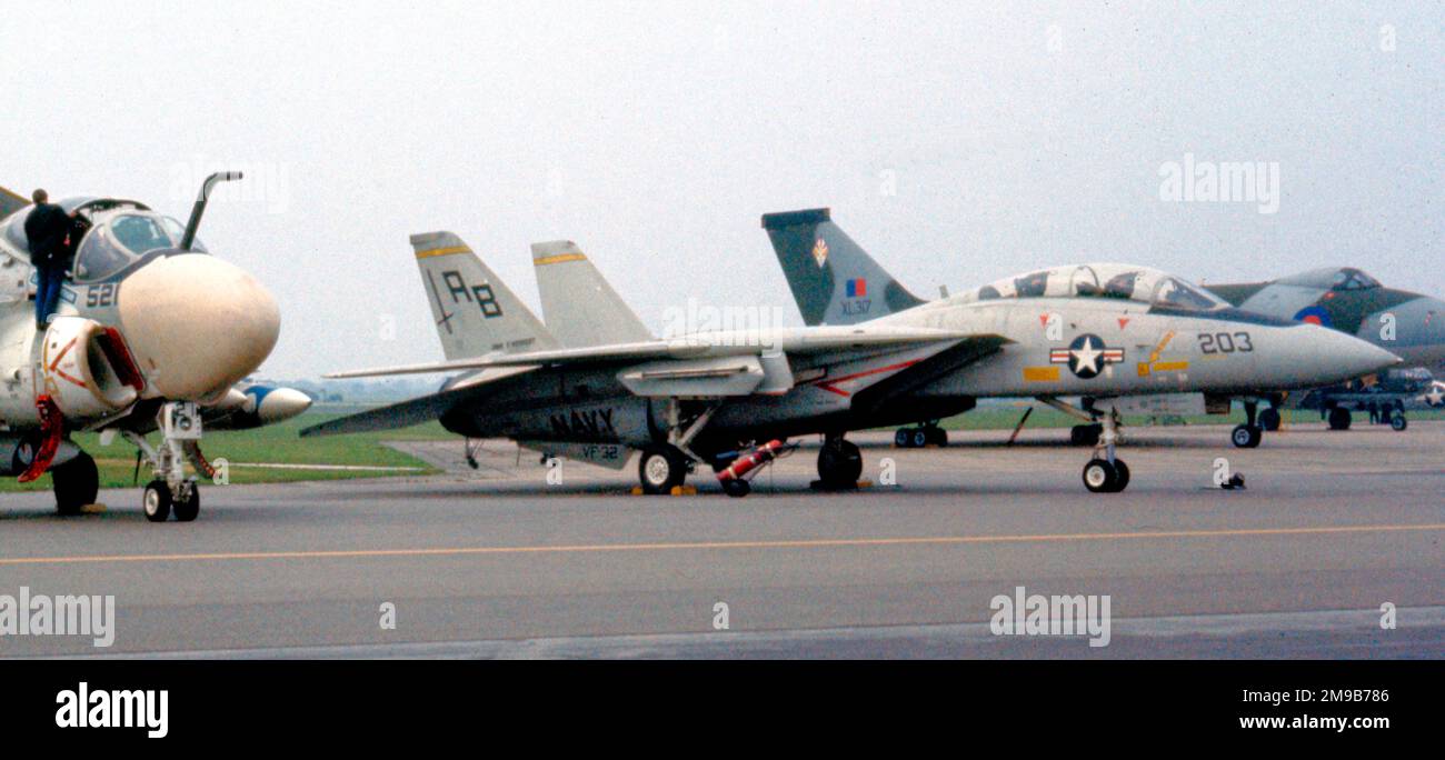 United States Navy (USN) - Grumman F-14A Tomcat Stock Photo - Alamy