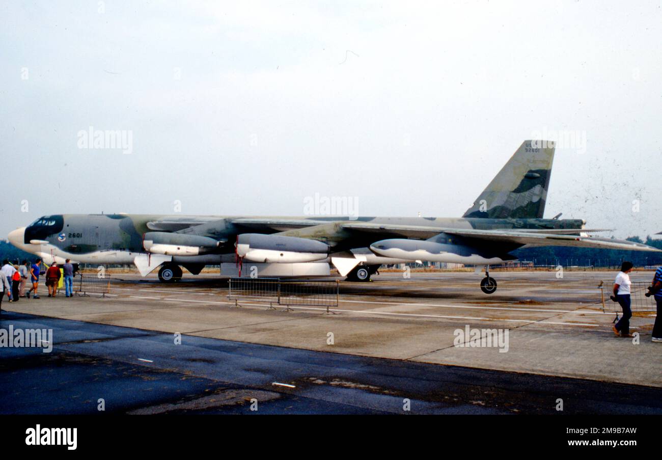 United States Air Force (USAF) - Boeing B-52G-130-BW Stratofortress 59 ...