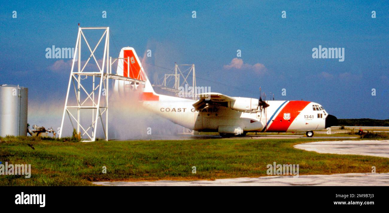 Lockheed hc 130b hercules hi-res stock photography and images - Alamy