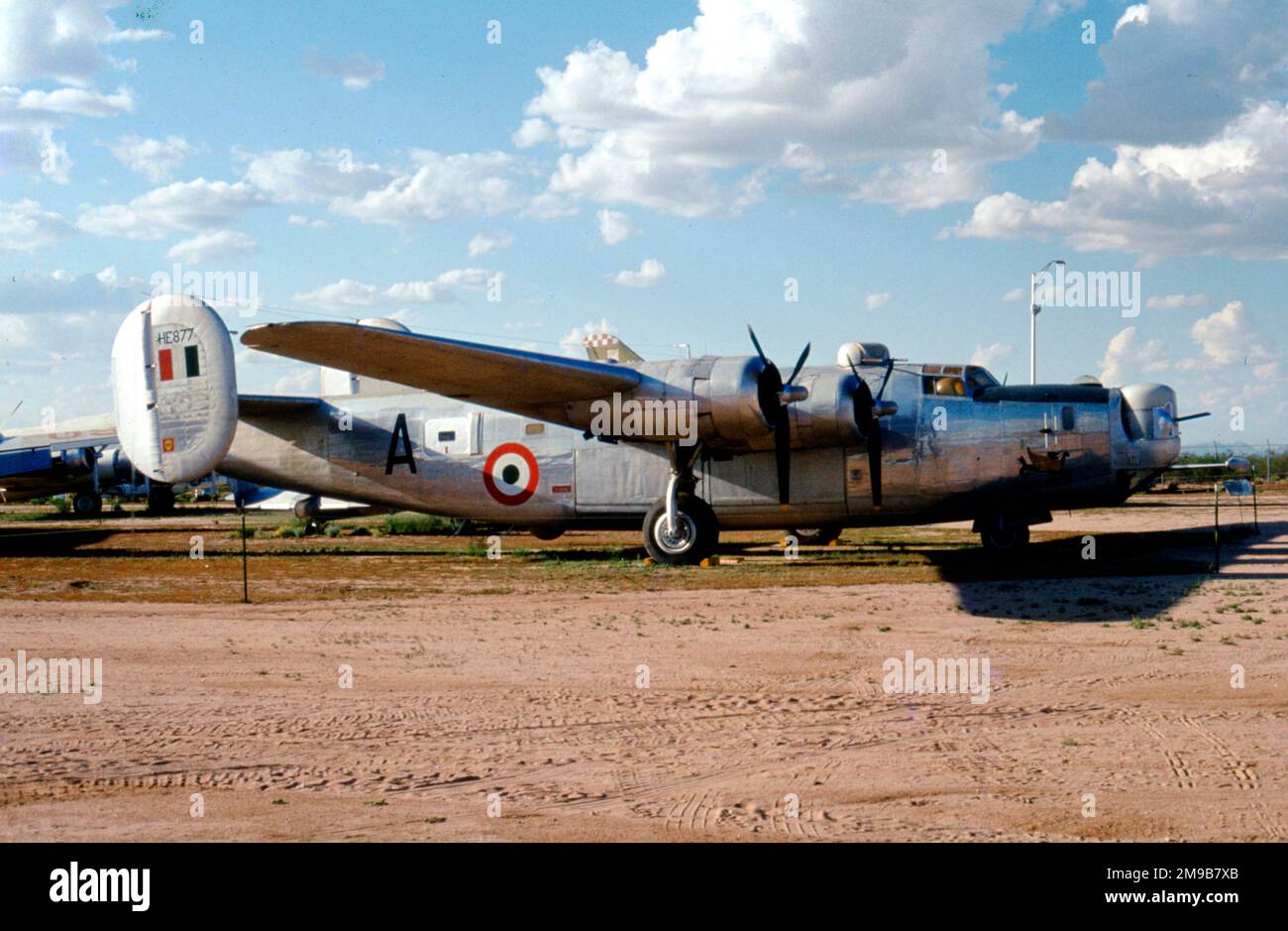 Consolidated B-24J-90-CF Liberator 44-44175 / KH304 / HE877 (msn 1500 ...