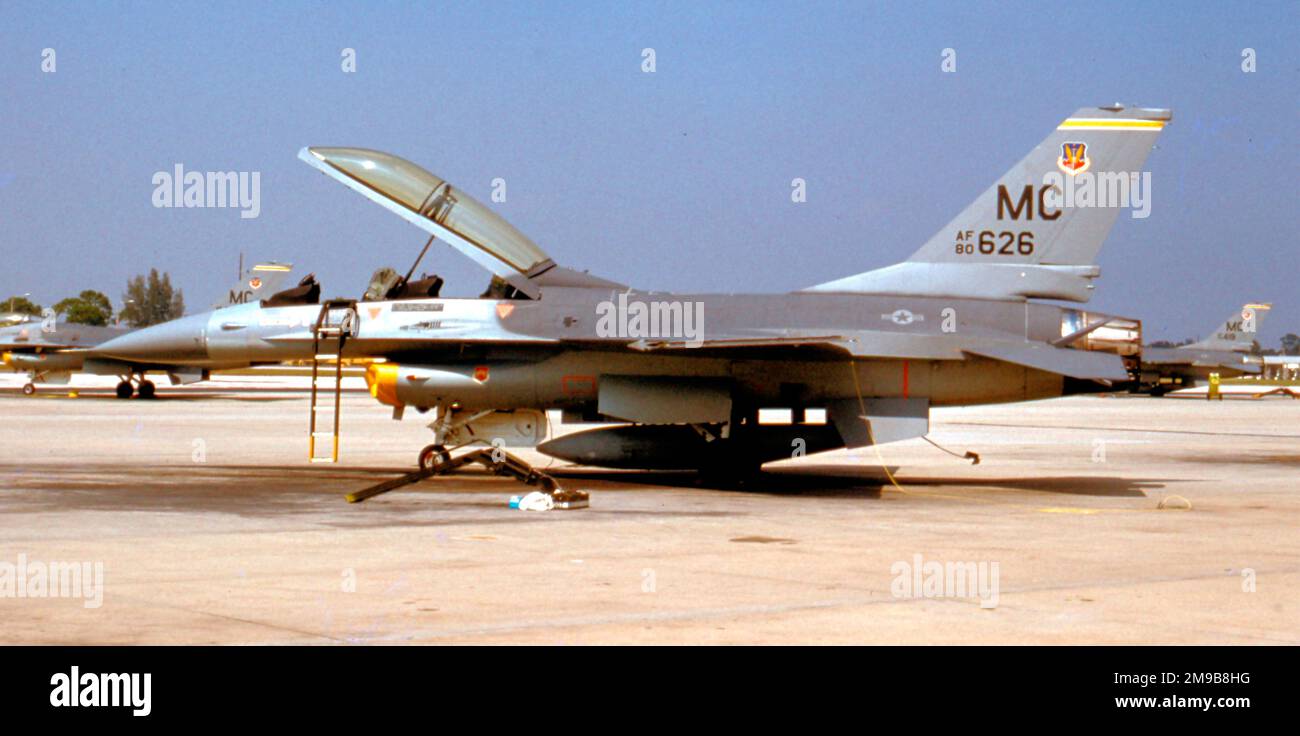 United States Air Force (USAF) - General Dynamics F-16B Block 10C ...
