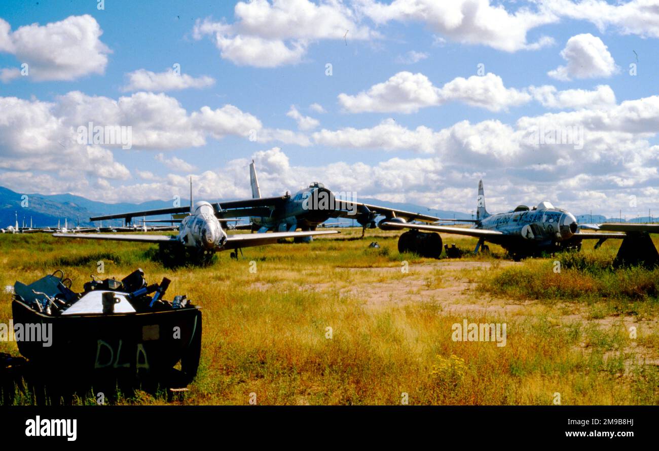 The 'Boneyard' at Davis-Monthan Air Base, in Arizona Stock Photo - Alamy