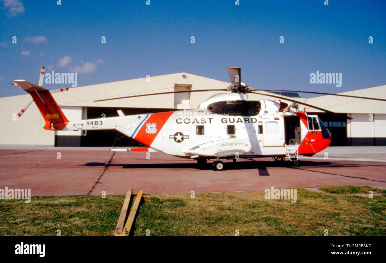 United States Coast Guard - Sikorsky HH-3F Pelican 1483 'Elizabeth City ...