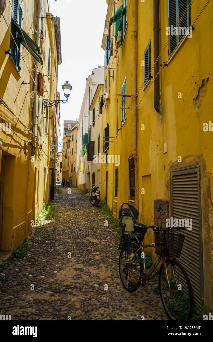 Life in italy hi-res stock photography and images - Alamy