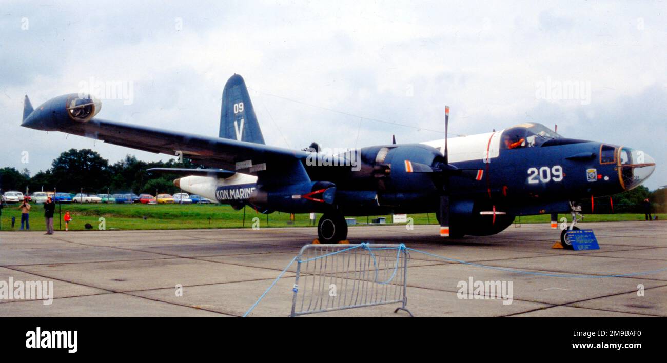Raf greenham common air base hi-res stock photography and images - Alamy