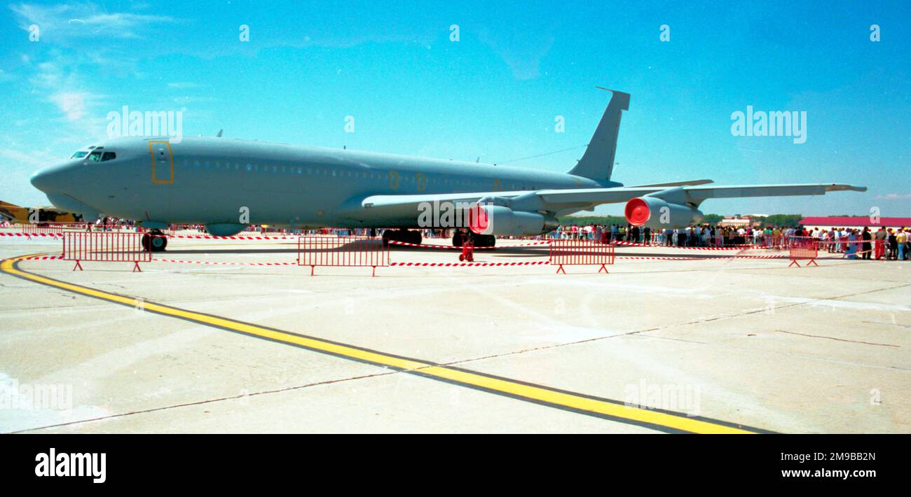 Tm 17 4 hi-res stock photography and images - Alamy