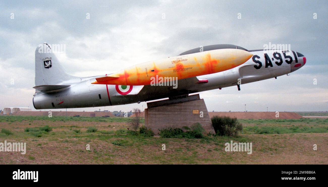 Lockheed T-33A-1-LO MM54-2951 / SA-951 (msn 580-9451, ex 54-2951 ...