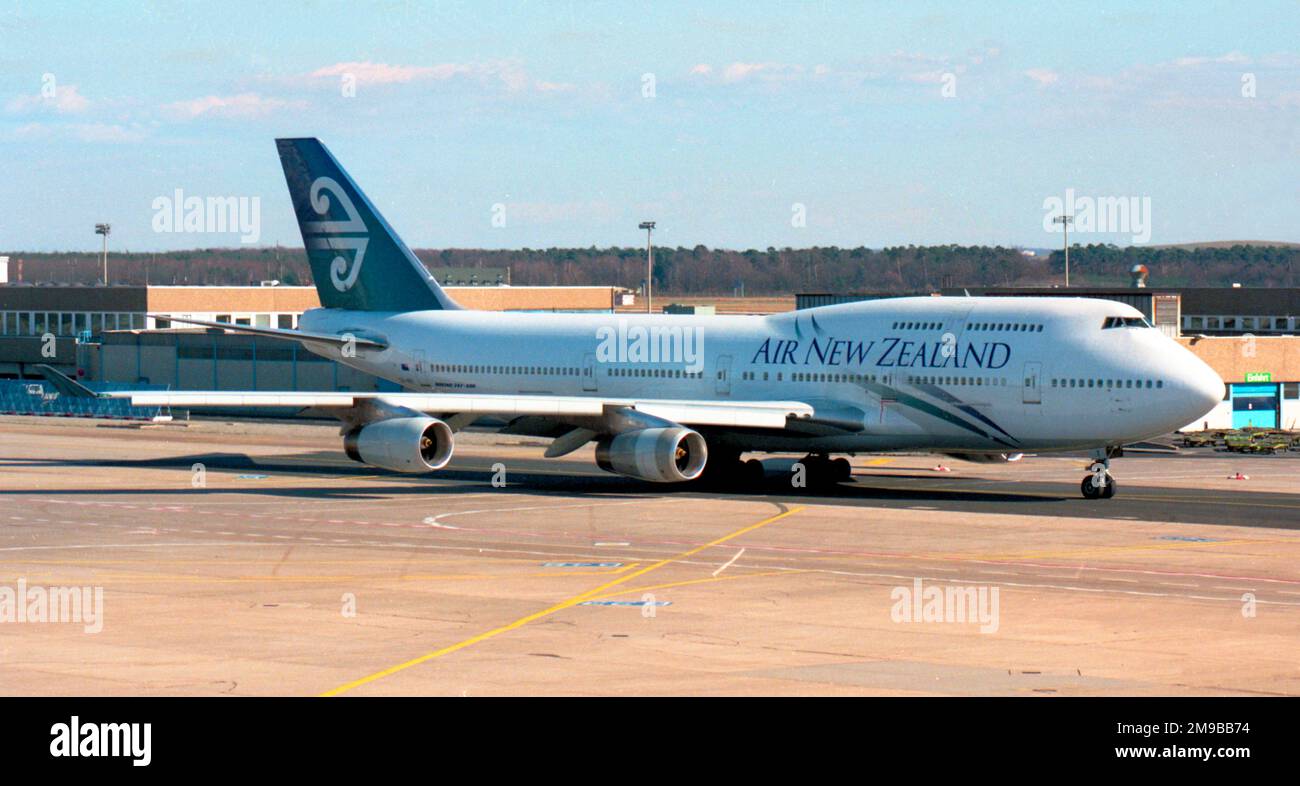 Boeing 747-419 ZK-NBT (msn 24855, line Number 815), of Air New Zealand ...