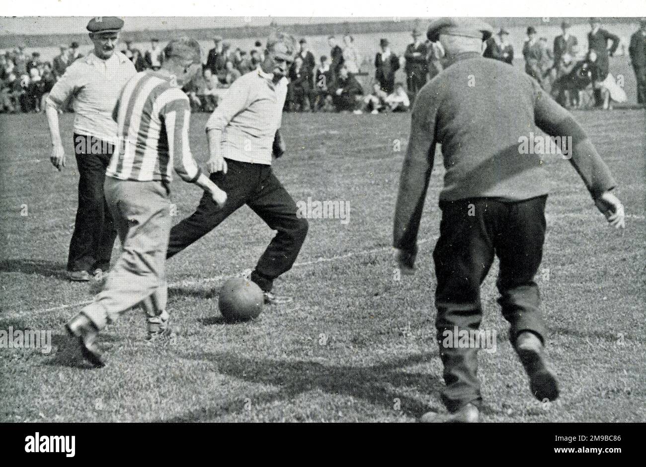 Grandfathers of football, Derby and Crewe Railway Veterans in action ...