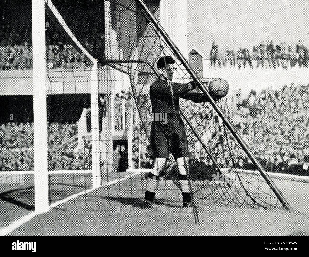 Goalkeeper net hi-res stock photography and images - Alamy