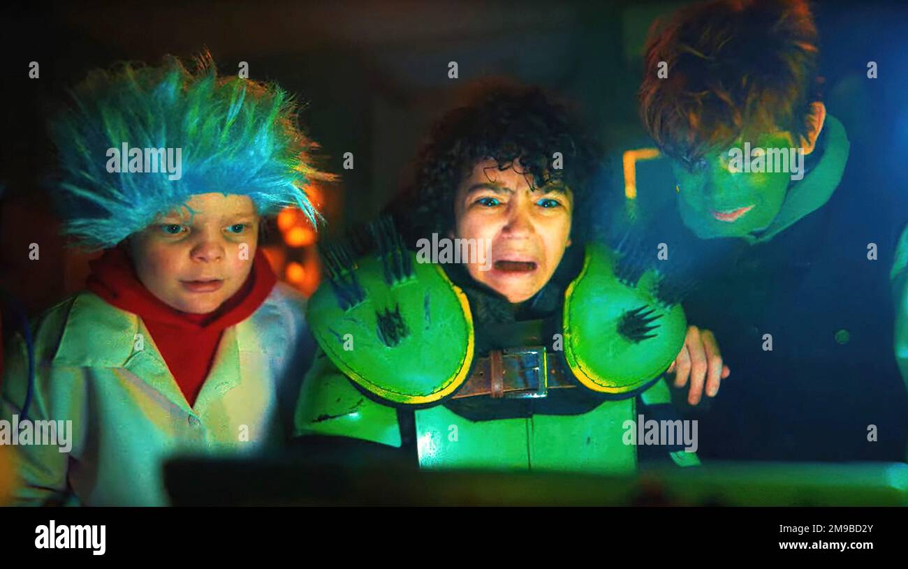 KIDS VS. ALIENS, (aka KIDS VS ALIENS), from left: Asher Grayson ...