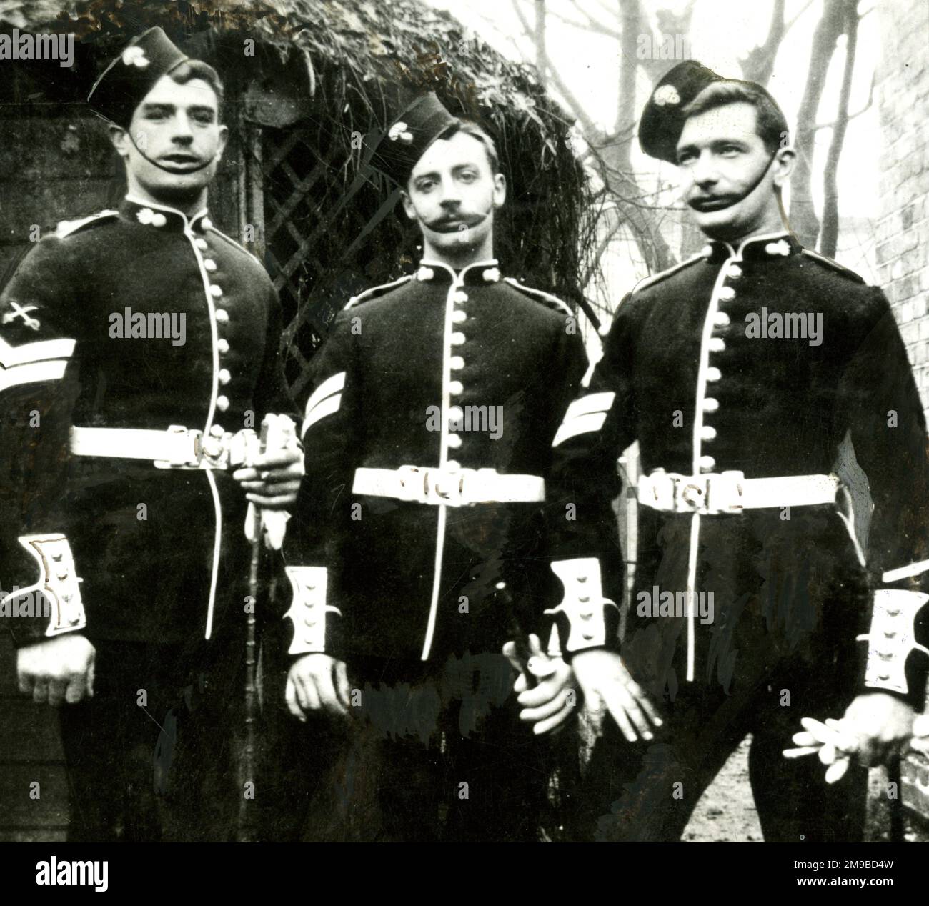 Men uniform walking hi-res stock photography and images - Alamy