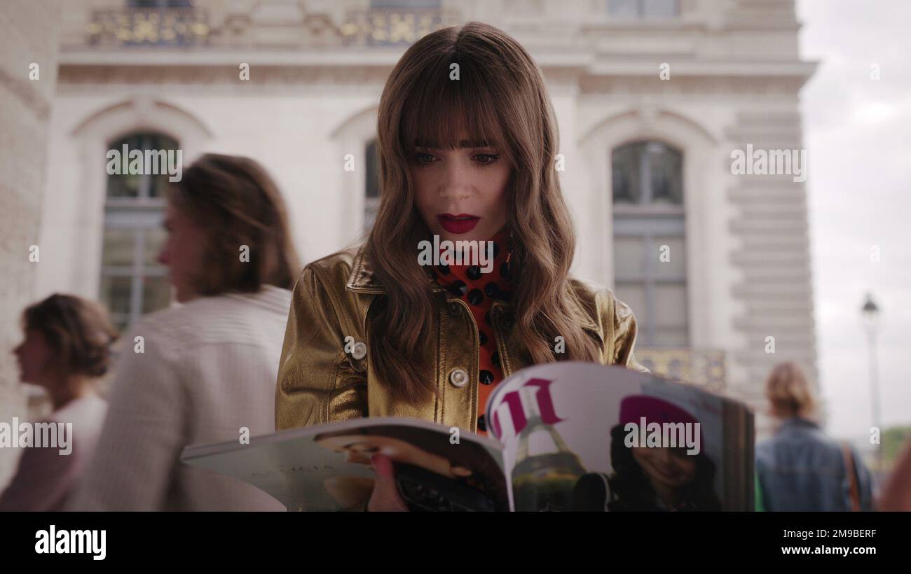 EMILY IN PARIS, Lily Collins, Ooo La La Liste', (Season 3, ep. 305 ...