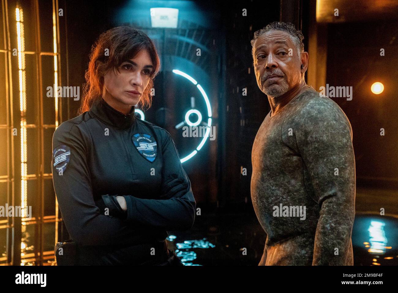 KALEIDOSCOPE, from left: Paz Vega, Giancarlo Esposito, White: The Heist', (Season 1, ep. 108 ...