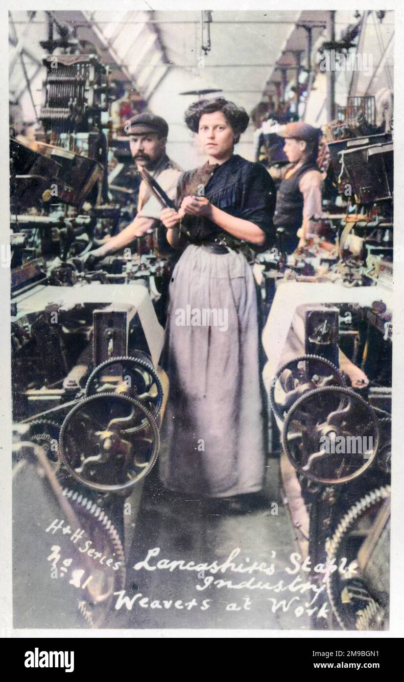 A weaver in a Lancashire cotton mill Stock Photo - Alamy