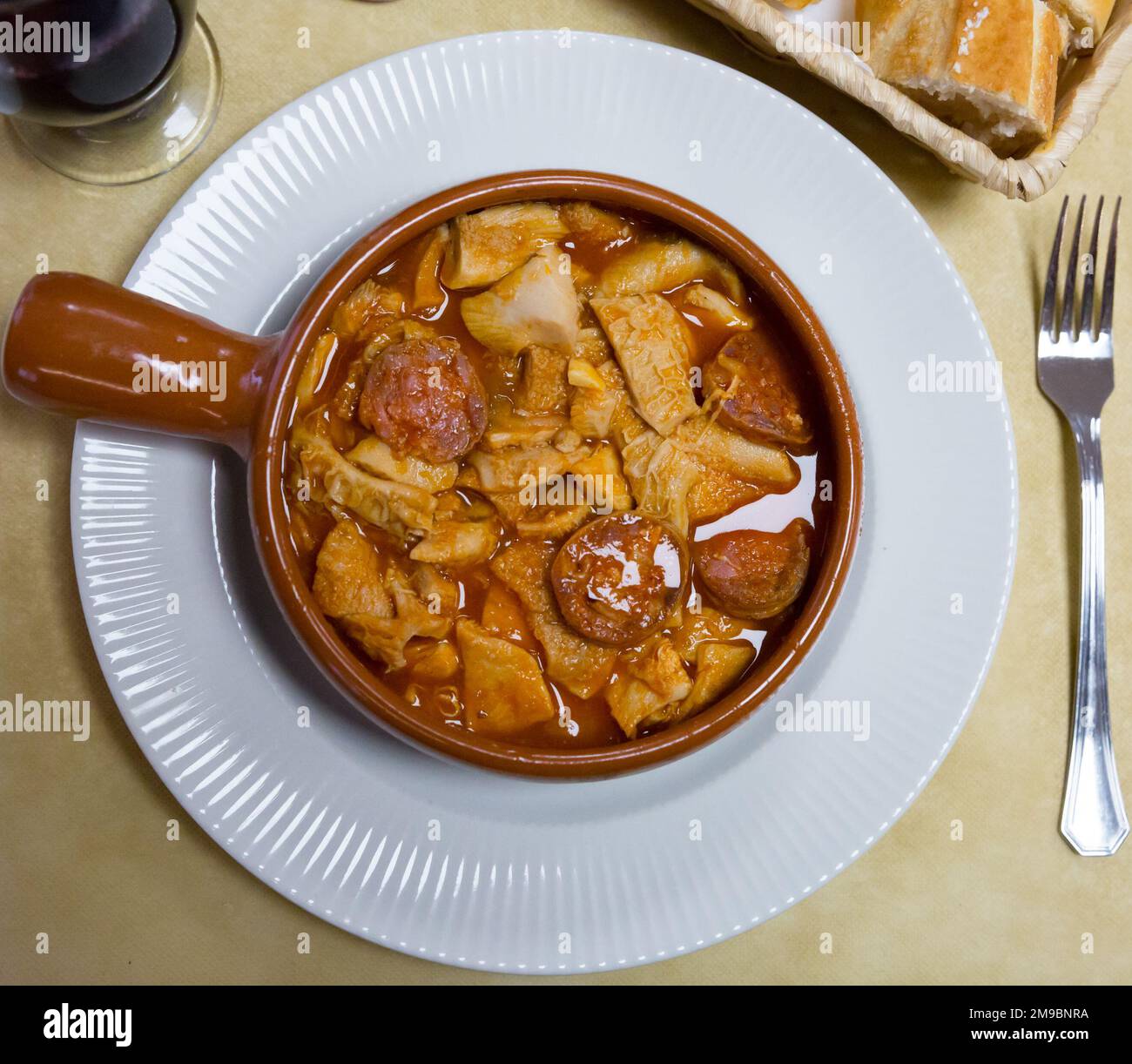 Top view of Callos in sauce Stock Photo - Alamy
