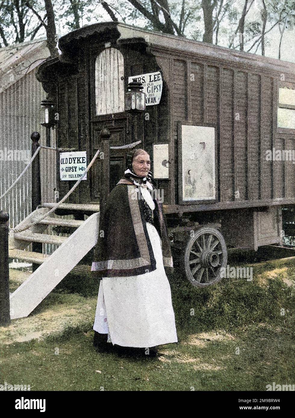 Sketches of Gypsy life: a camp near Latimer Road near Notting Hill ...