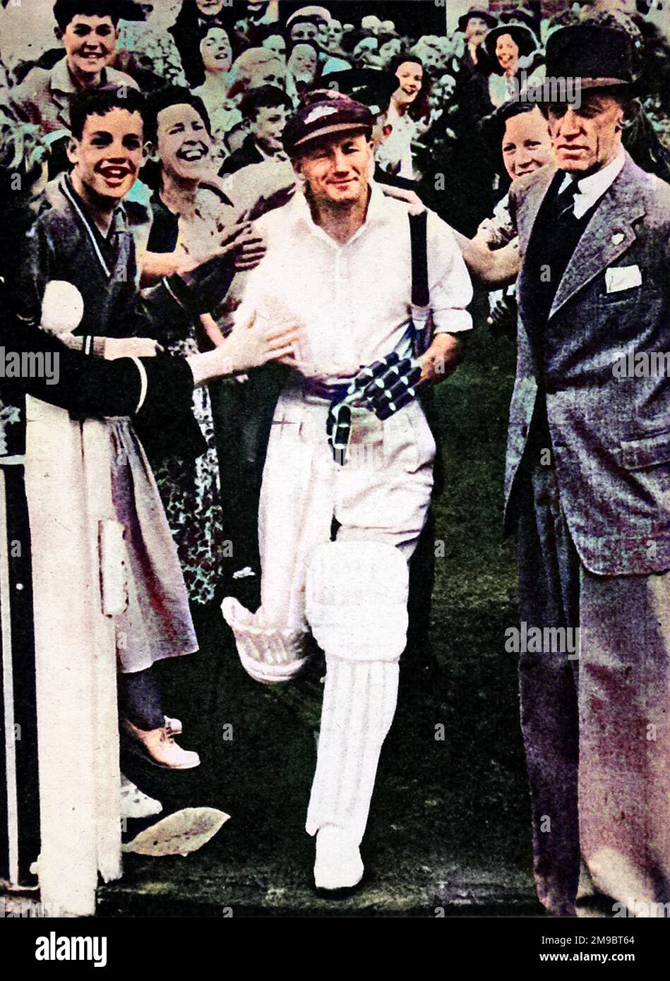 Bradman cricket bat hi-res stock photography and images - Alamy