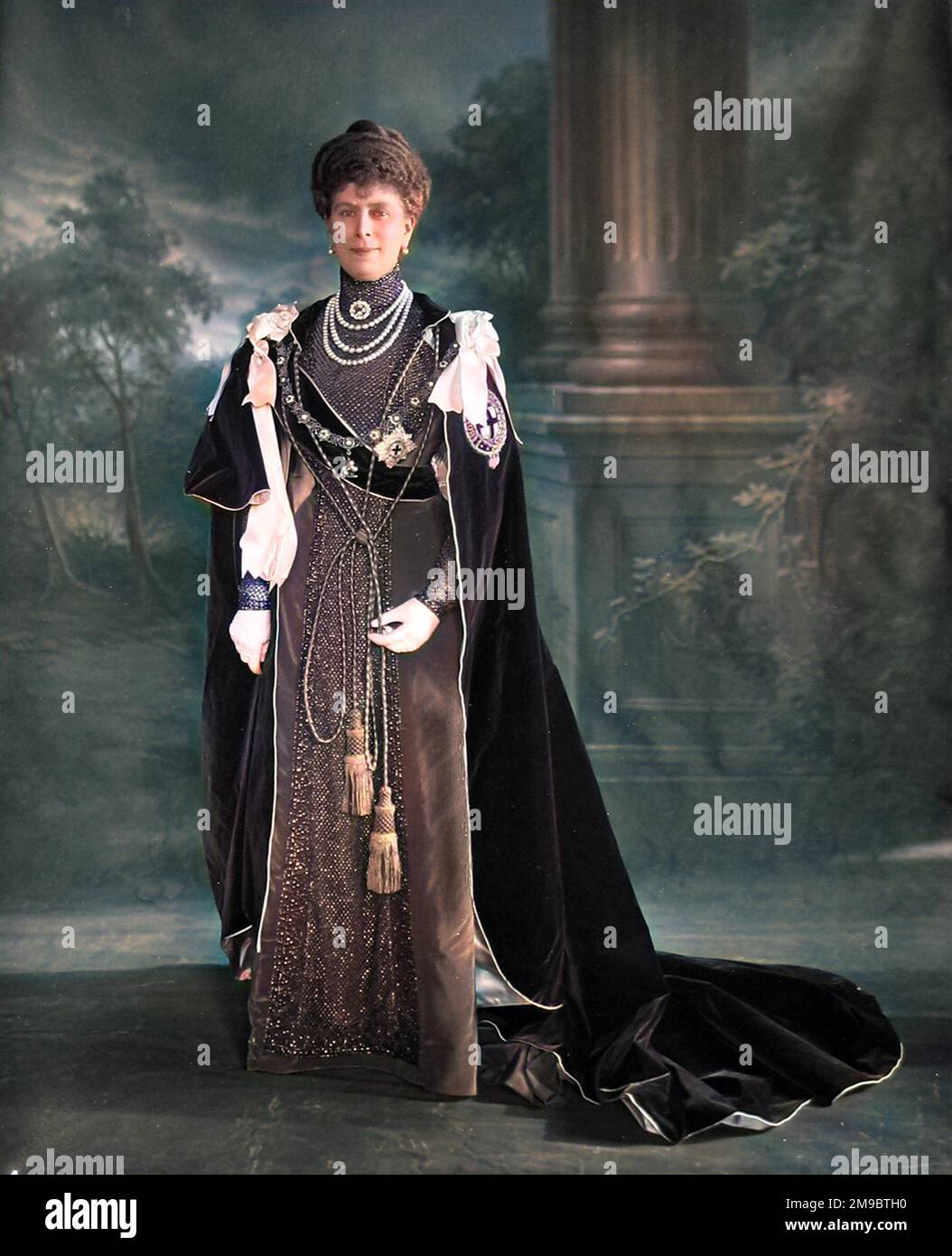 Queen Mary, previously Princess May of Teck (1867 - 1953), wearing ...