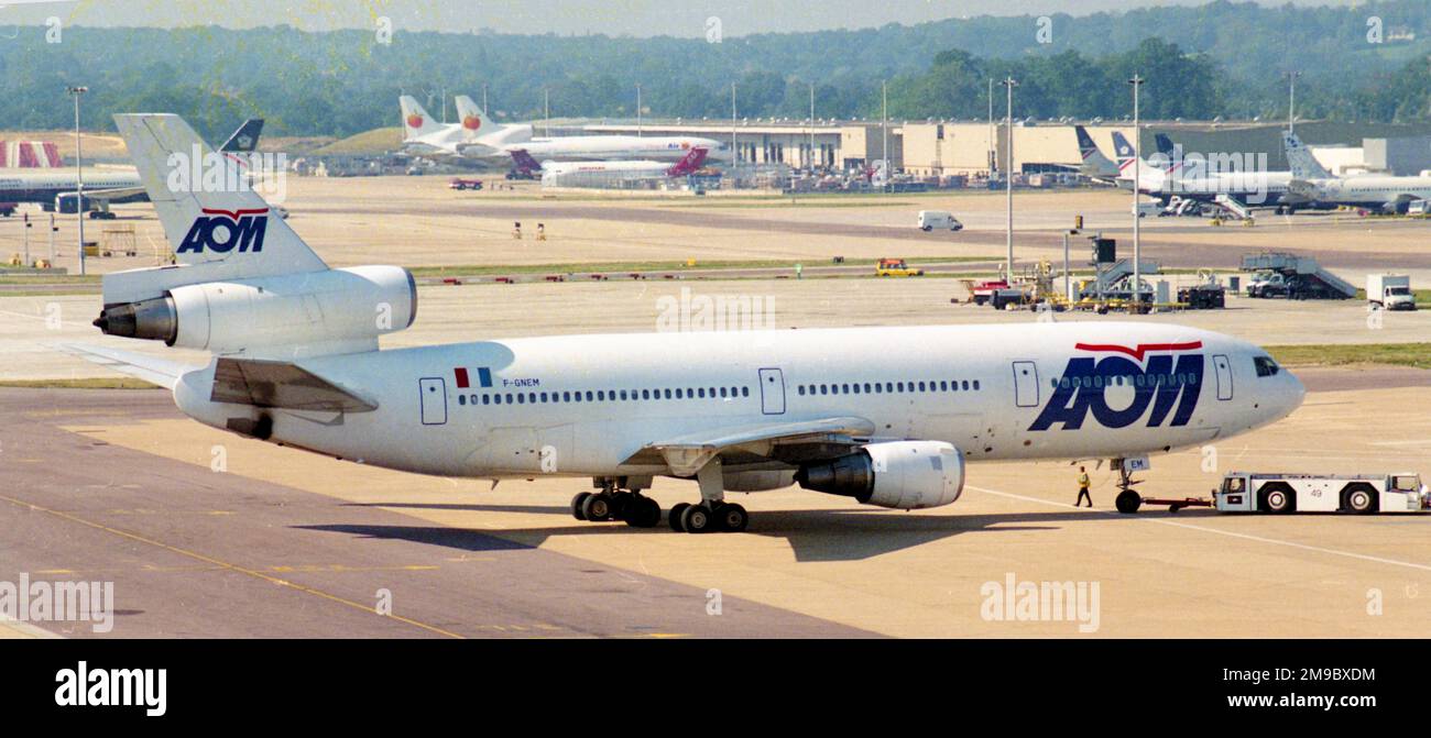 Aom dc 10 hi-res stock photography and images - Alamy