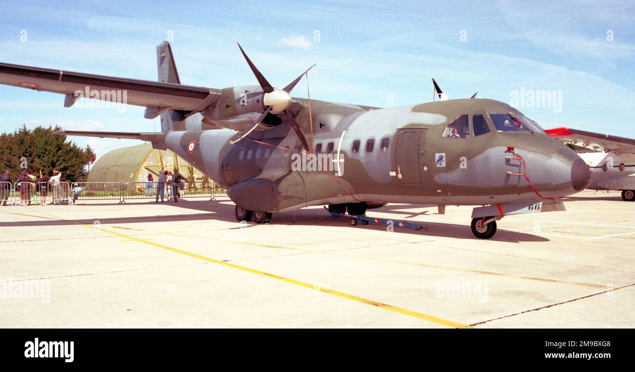 Armee de l'Air - CASA 235-100M 066 - 62-ID (msn C066), of EC - 007, at Base aerienne 112 Reims ...