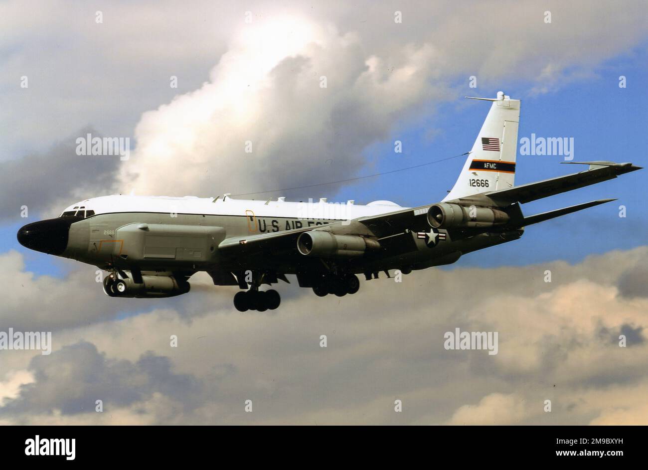 United States Air Force - Boeing WC-135B 'Constant Phoenix' 61-2666 ...