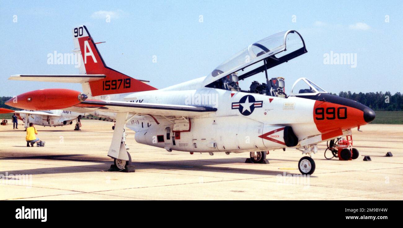 American navy transportation hi-res stock photography and images - Alamy