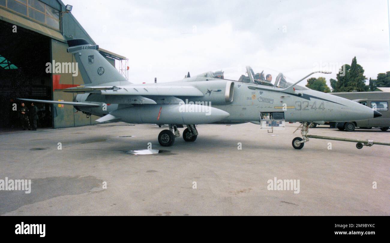 Amx international amx t hi-res stock photography and images - Alamy