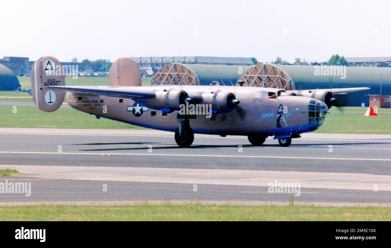 Liberator raf hi-res stock photography and images - Alamy
